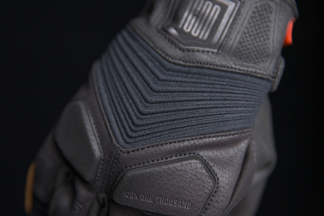 Icon 1000 NIGHTBREED Gloves (Black)-ICN 3301-3569-1P